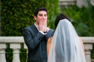 20+ Best First Look Wedding Photos for Your Inspiration - Wedding Maps