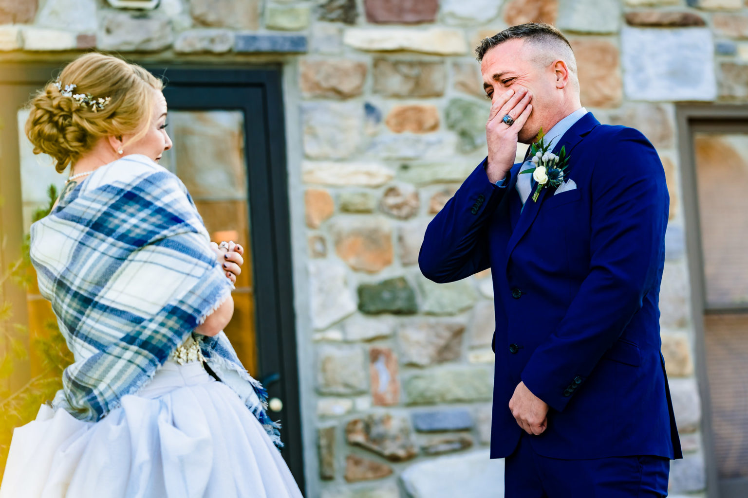 20+ Best First Look Wedding Photos for Your Inspiration - Wedding Maps