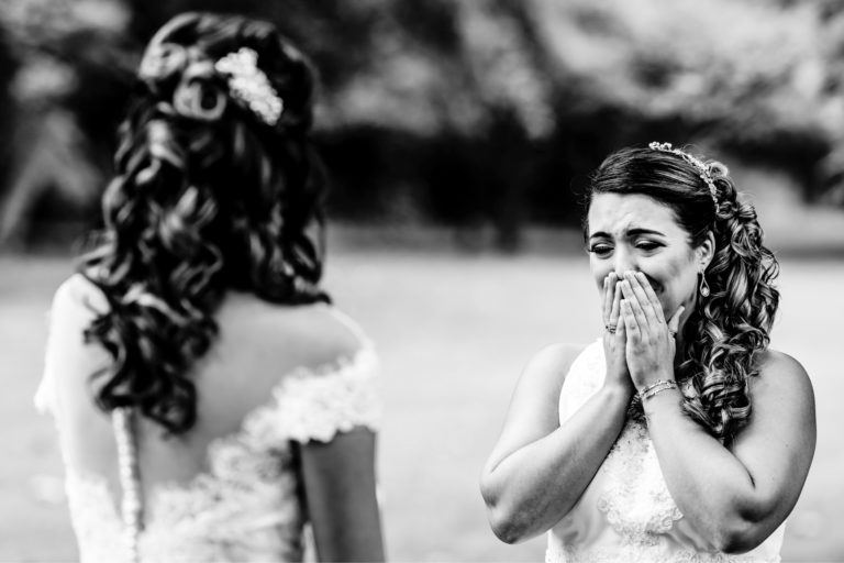 20+ Best First Look Wedding Photos for Your Inspiration - Wedding Maps