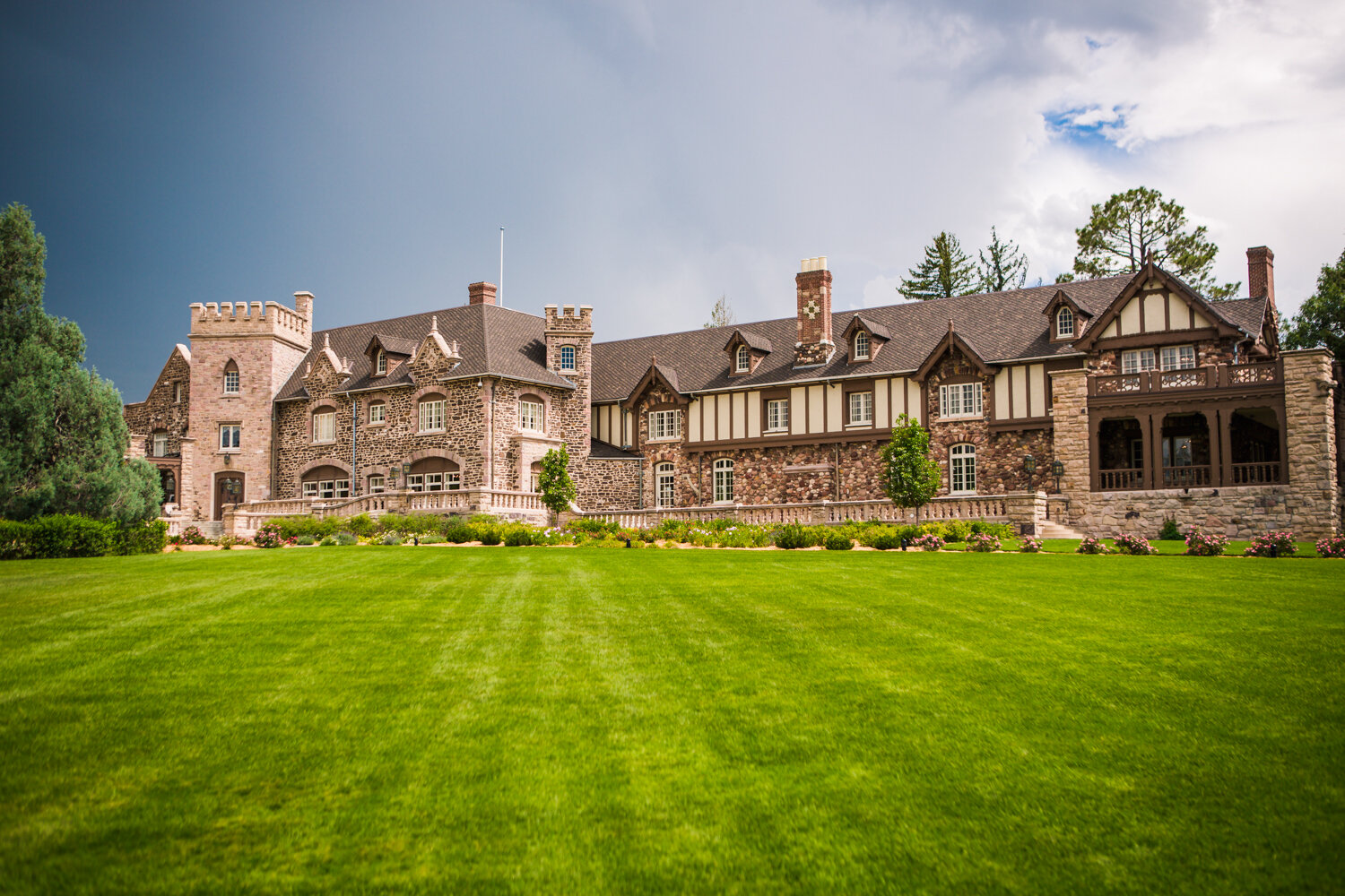 Highlands Ranch Mansion Venue Info on Wedding Maps