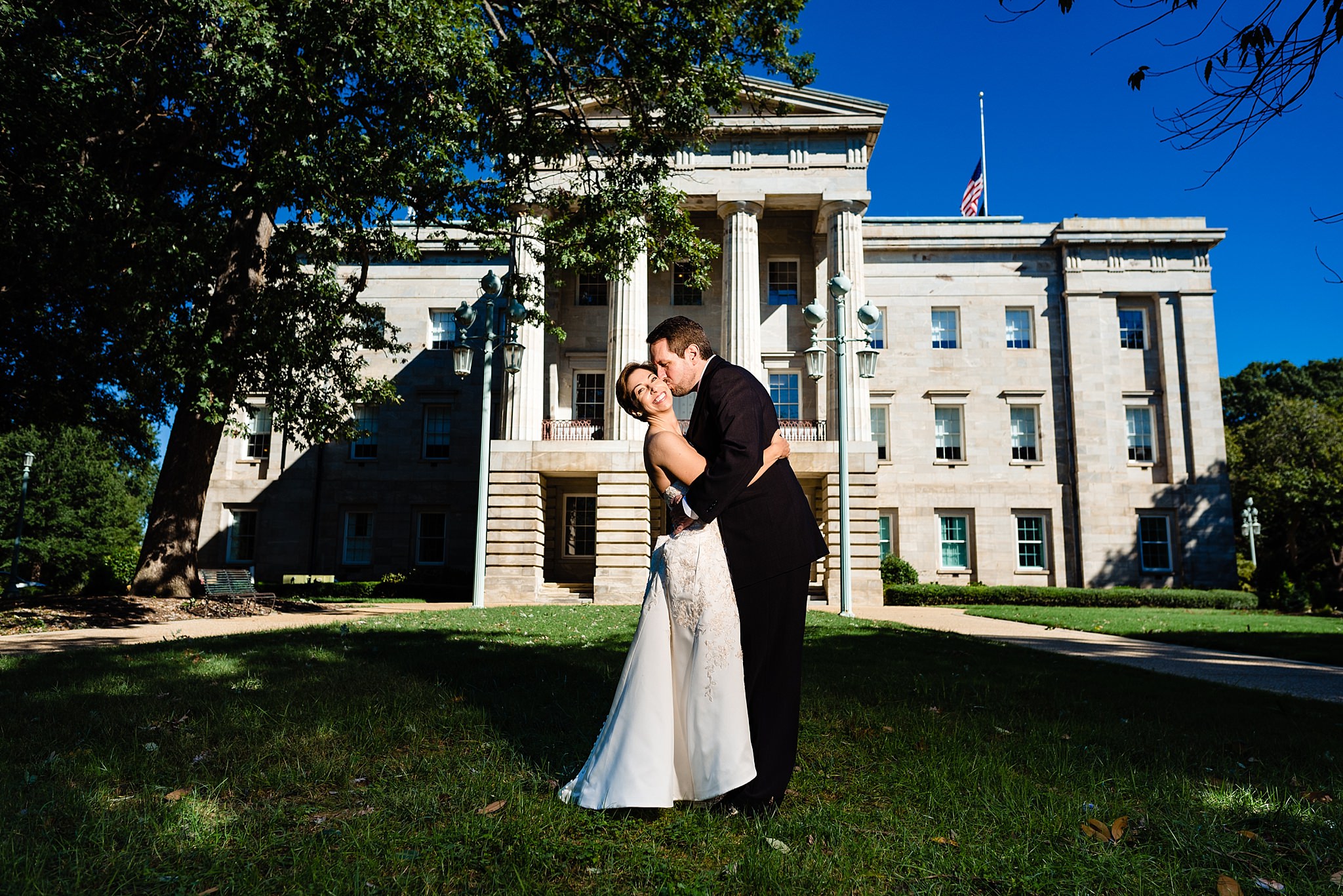 Courthouse Wedding Guide: Do's and Don'ts for Your Special Day ...