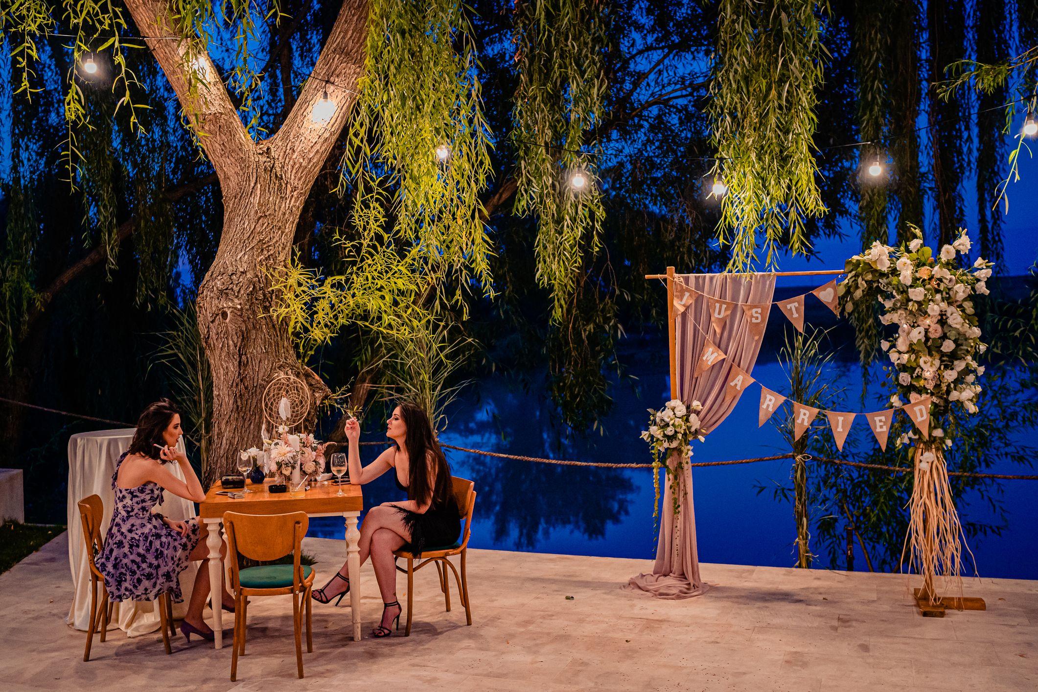 Smart Pub Venue Info on Wedding Maps