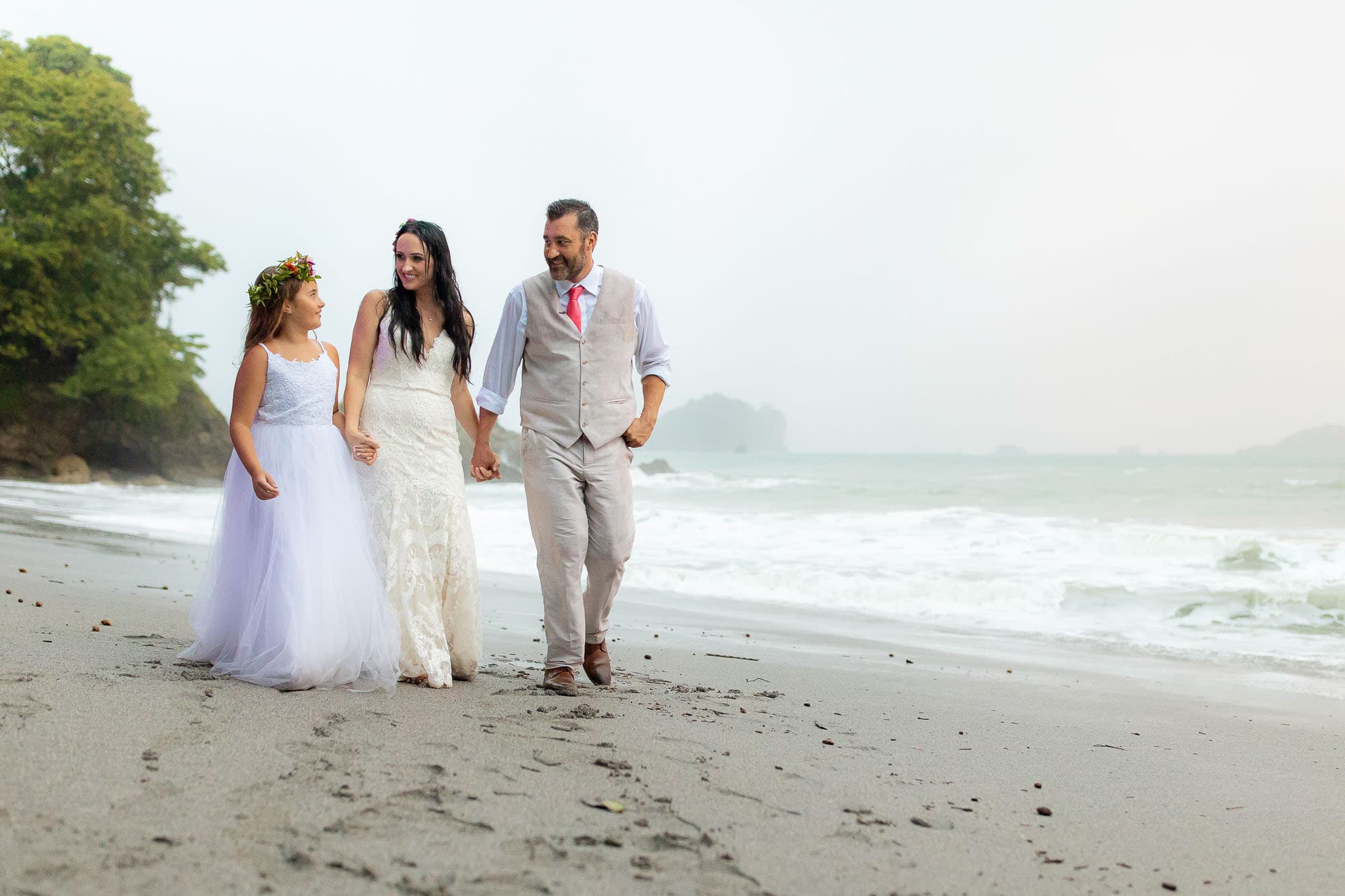 Arenas Del Mar Beachfront and Rainforest Resort Venue Info on Wedding Maps