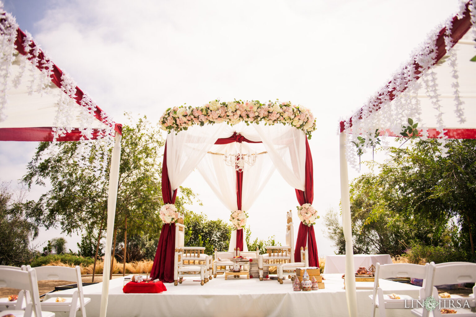 14+ Beautiful Mandap Decoration Ideas to Inspire Your Wedding - Wedding ...