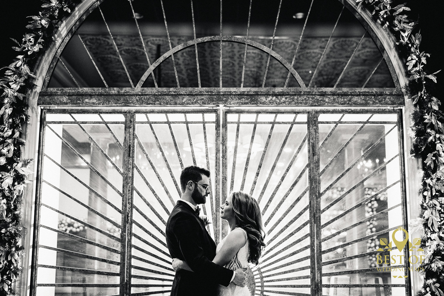 30+ Frame Within a Frame Examples For Your Inspiration - Wedding Maps