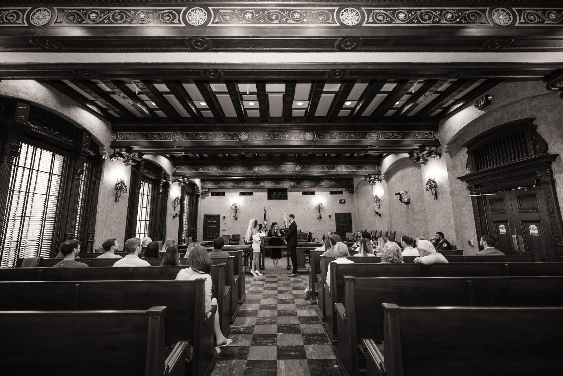 Courthouse Wedding Guide: Do's and Don'ts for Your Special Day ...